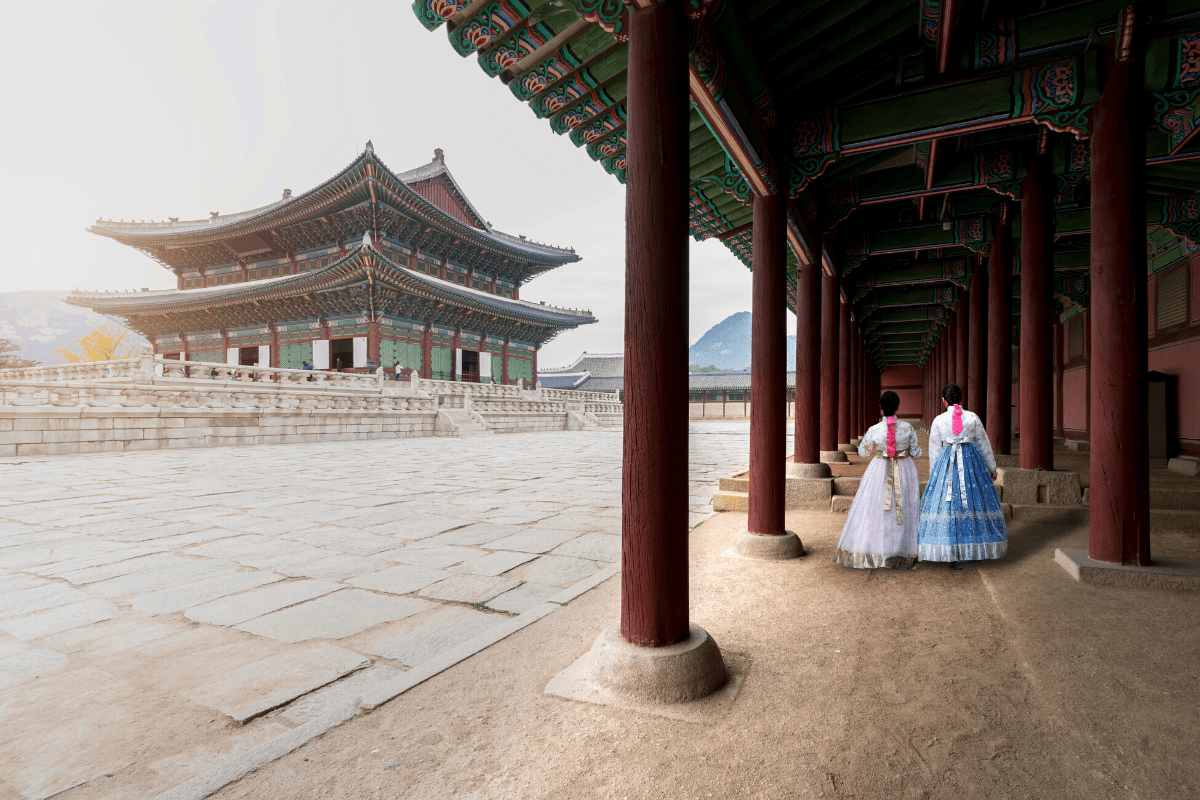 An Introduction to South Korea's Traditional Dress: Hanbok