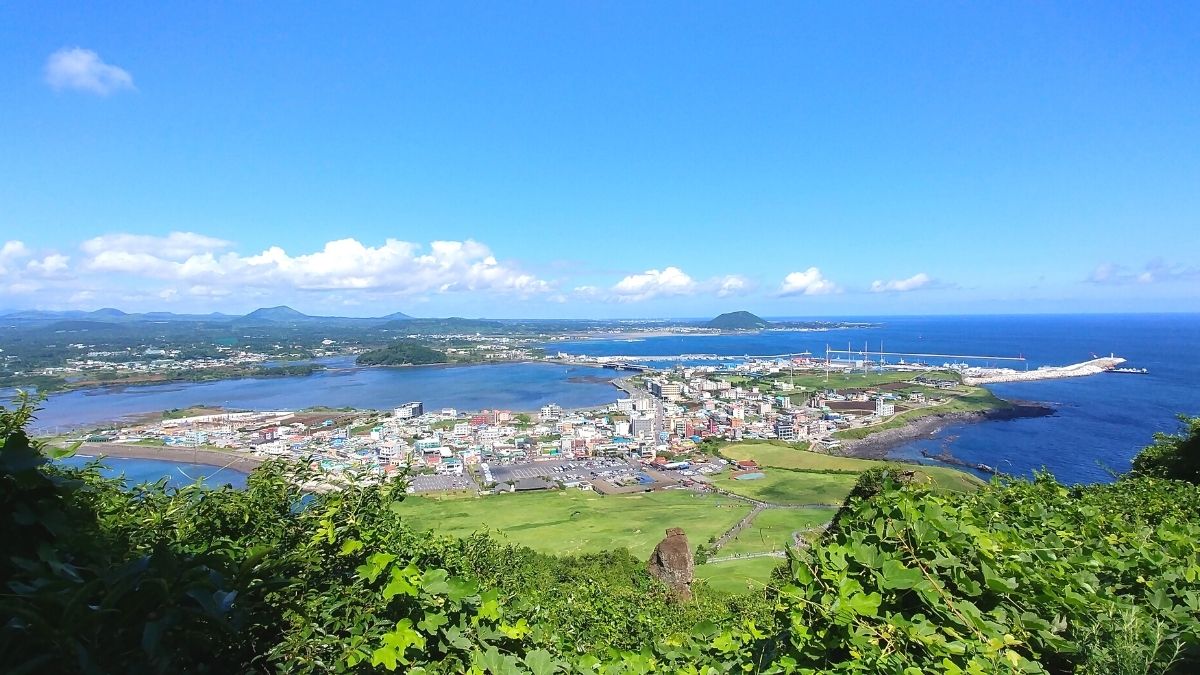 Beautiful Sights in Jeju-do from Korea's 100 Must-Visit | KoreaTravelPost