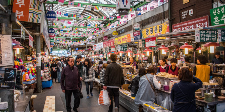 Seoul's Best Underground Shopping Mall - KoreaTravelPost
