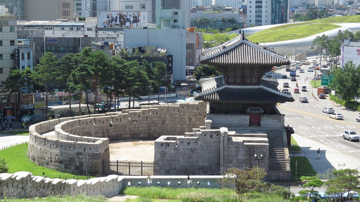 Top Things to Do in Dongdaemun | KoreaTravelPost