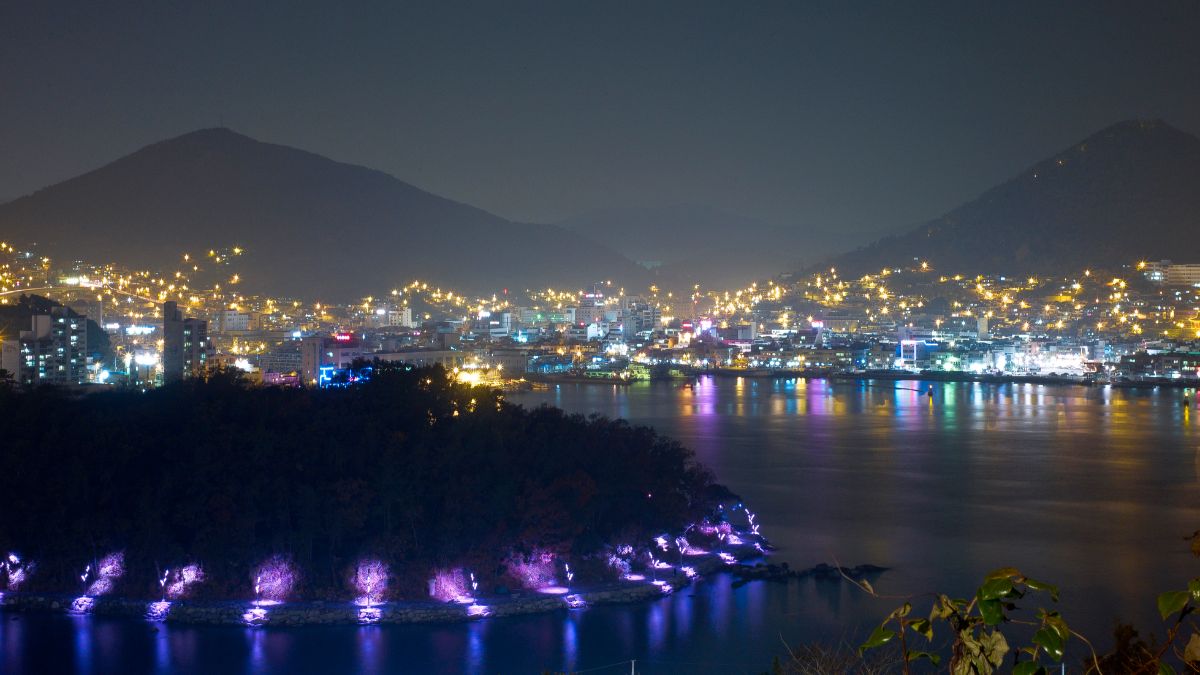 5 Things To Do In Yeosu - The Land of Beautiful Waters | KoreaTravelPost