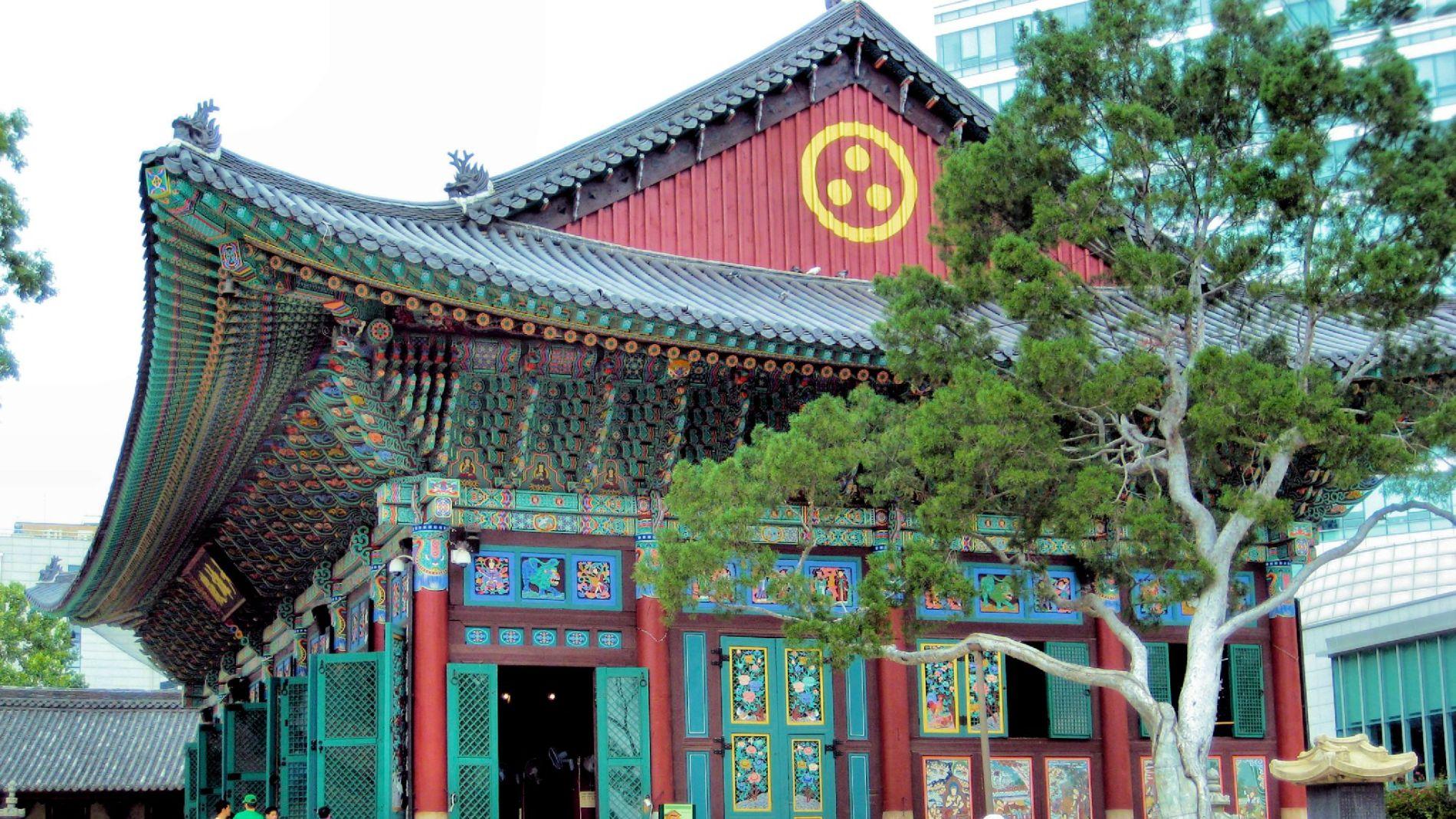 An Unforgettable Tour of the Temples of Seoul | KoreaTravelPost