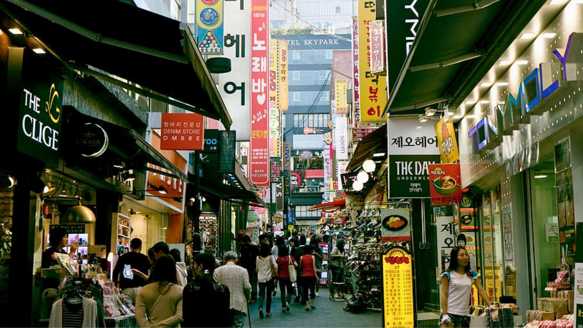The Ultimate K-Pop Shopping Guide in Seoul | KoreaTravelPost