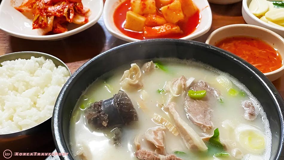 Savor the Authentic Taste of Korean Sundae Gukbap from These Hidden ...