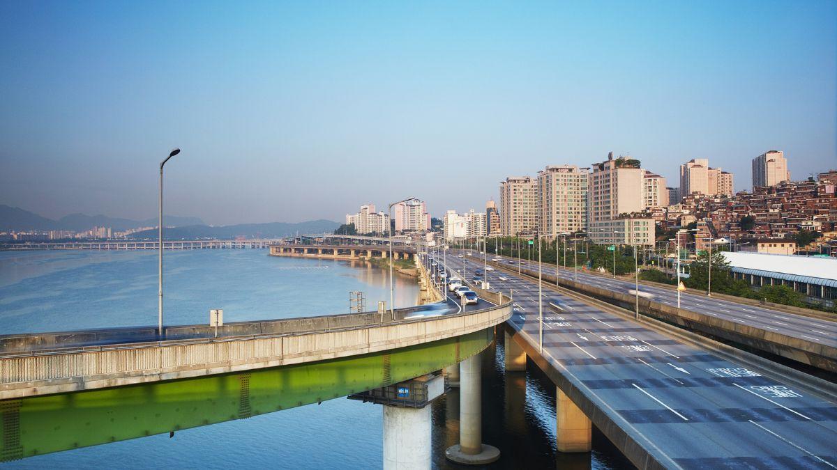 Charming Cafes in Seoul with Gorgeous View of Han River | KTP