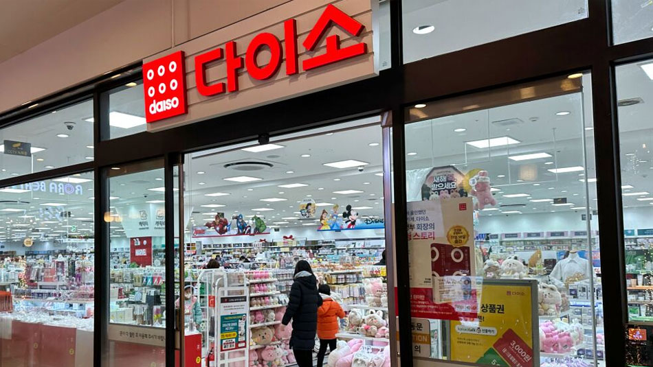 Unexpected Finds That Reveal Korea Daily Life: 10 Best Things to Buy in Daiso | KoreaTravelPost