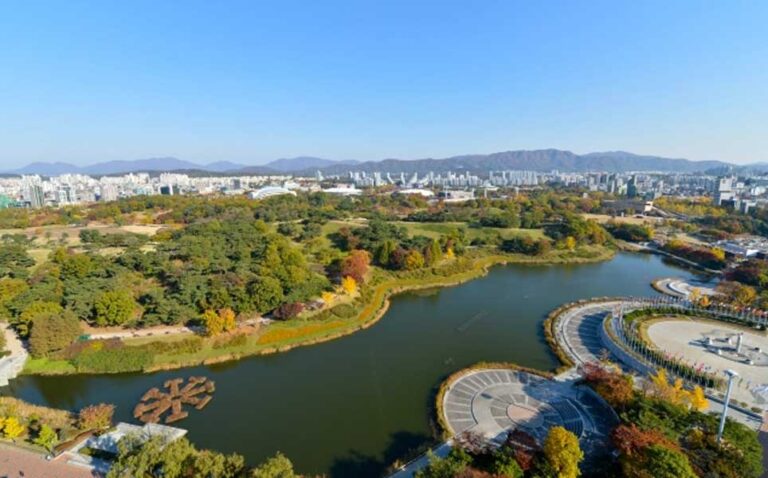 Everything You Need to Know About MyK Festa 2025: A Hallyu Celebration in Seoul | KoreaTravelPost